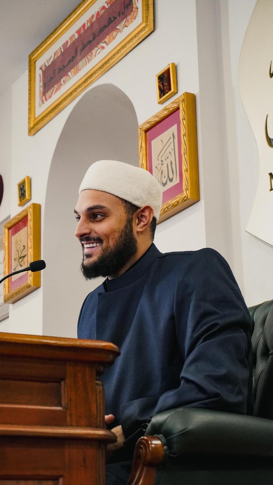 Biografie Sh. Muhannad Yūsuf Ayyūb al-Mālikī al-Tijānī al-Ibrāhīmī - Nour Islam Akademie